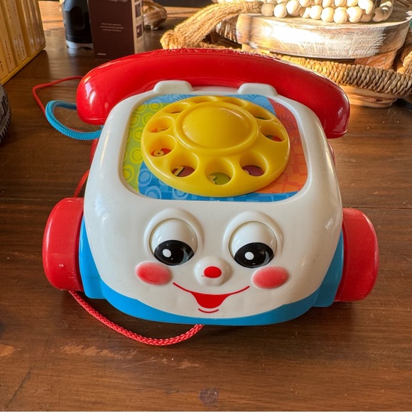 Fisher-Price | Toys | Fisherprice Toddler Pull Toy Chatter Telephone ...